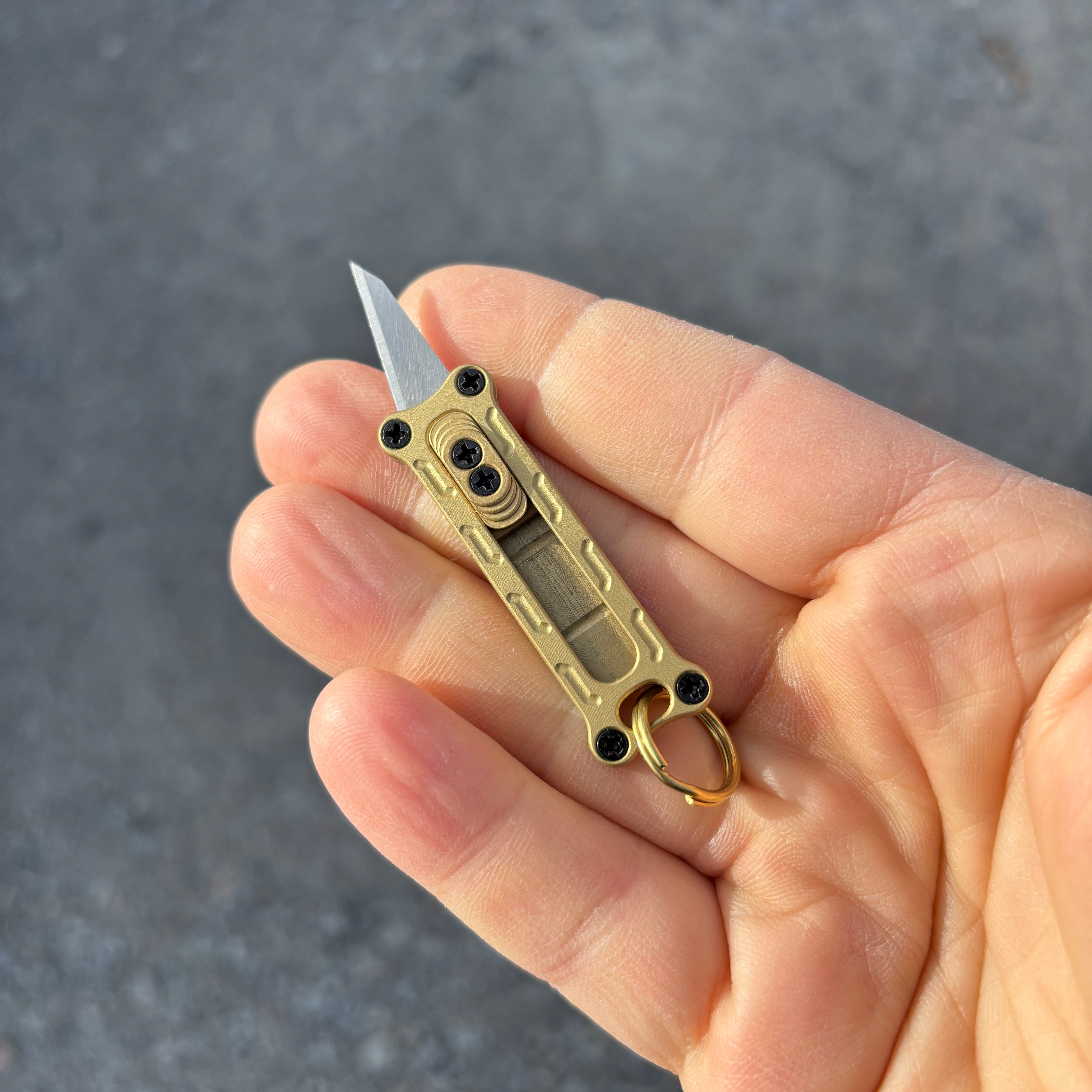 Brass pocket box cutter – Kruger EDC