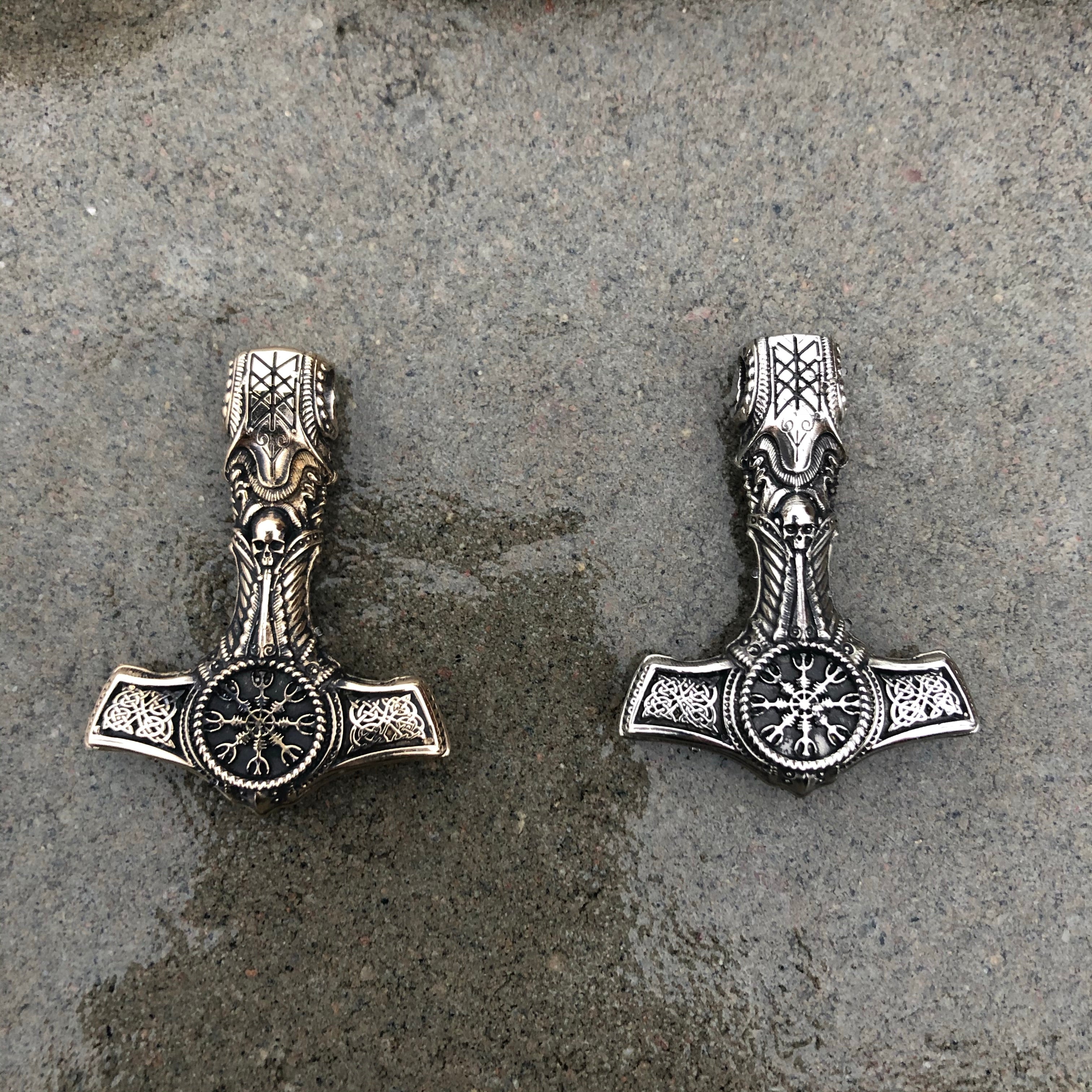 Mjolnir hammer with skull – Kruger EDC